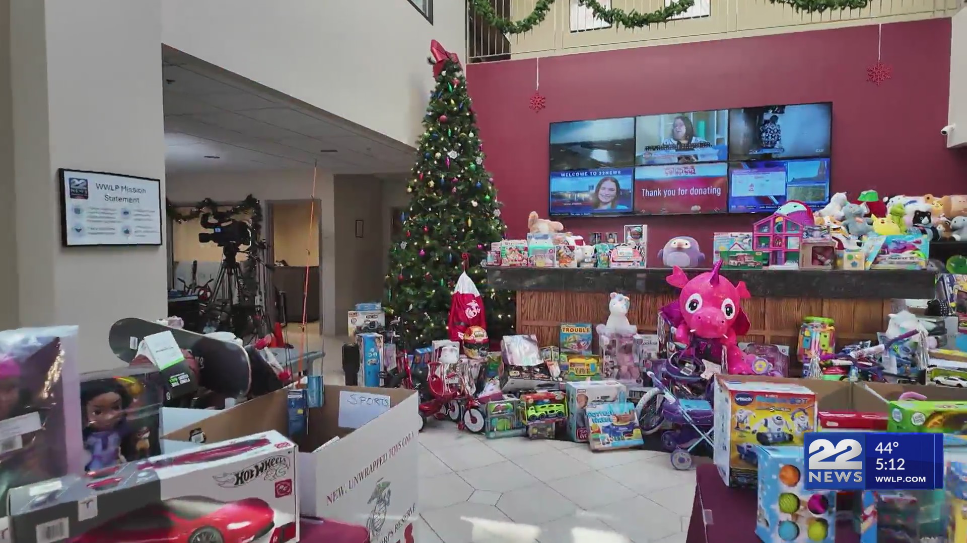 22News launches annual Toys for Tots drive to collect toys for children ...
