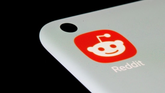 Is Reddit down now? Users report internal server error; here's how you ...