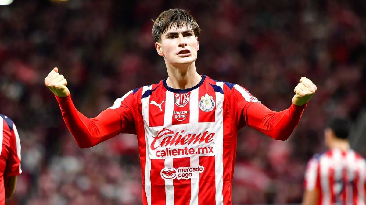 Armando González se burla de David Medrano por su triplete ante el Atlas