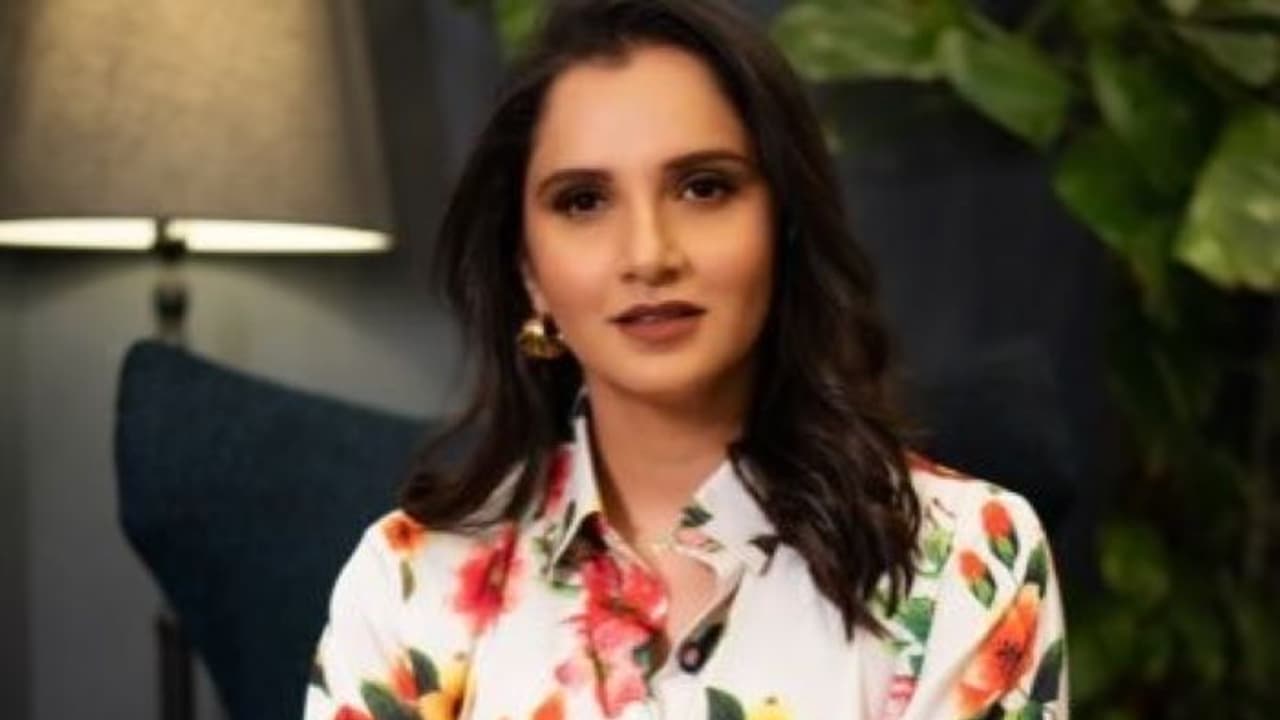 Sania Mirza Birthday: Tennis Star Dated THIS Bollywood Actor; Read On