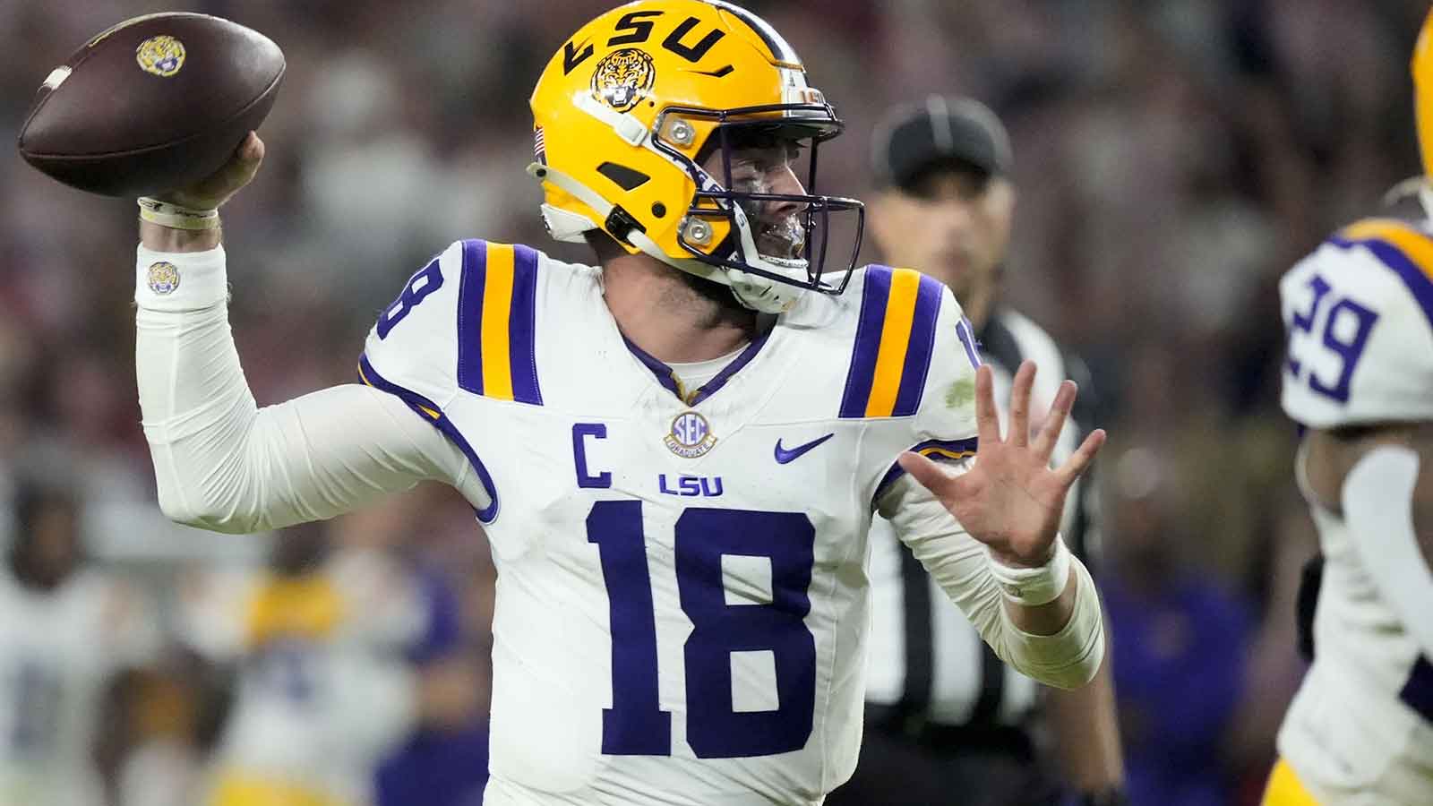 LSU Tigers make QB change for Week 12 amid Garrett Nussmeier injury