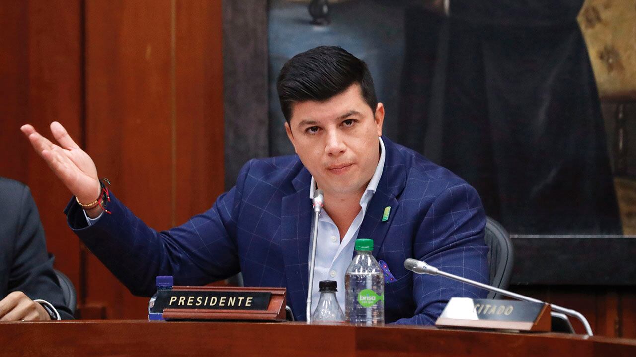 Procuraduría y Contraloría investigan malos manejos en la Unidad de ...