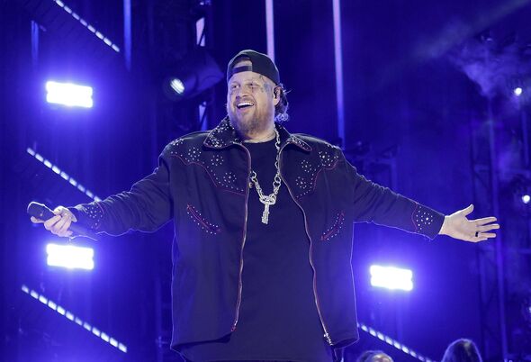 Jelly Roll says he was 'falling apart' during 'horrible' tour in ...