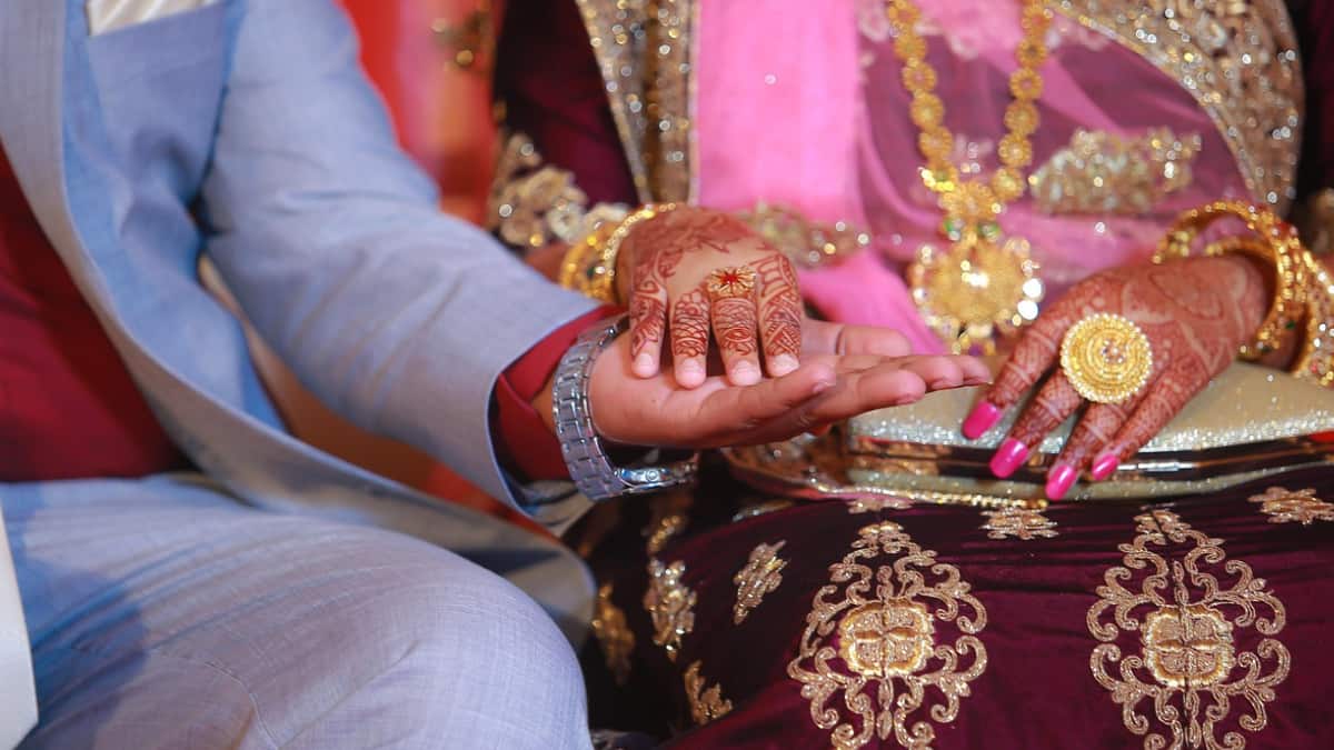Indian Sikh Woman Pilgrim Goes Missing In Pakistan; Conversion ...