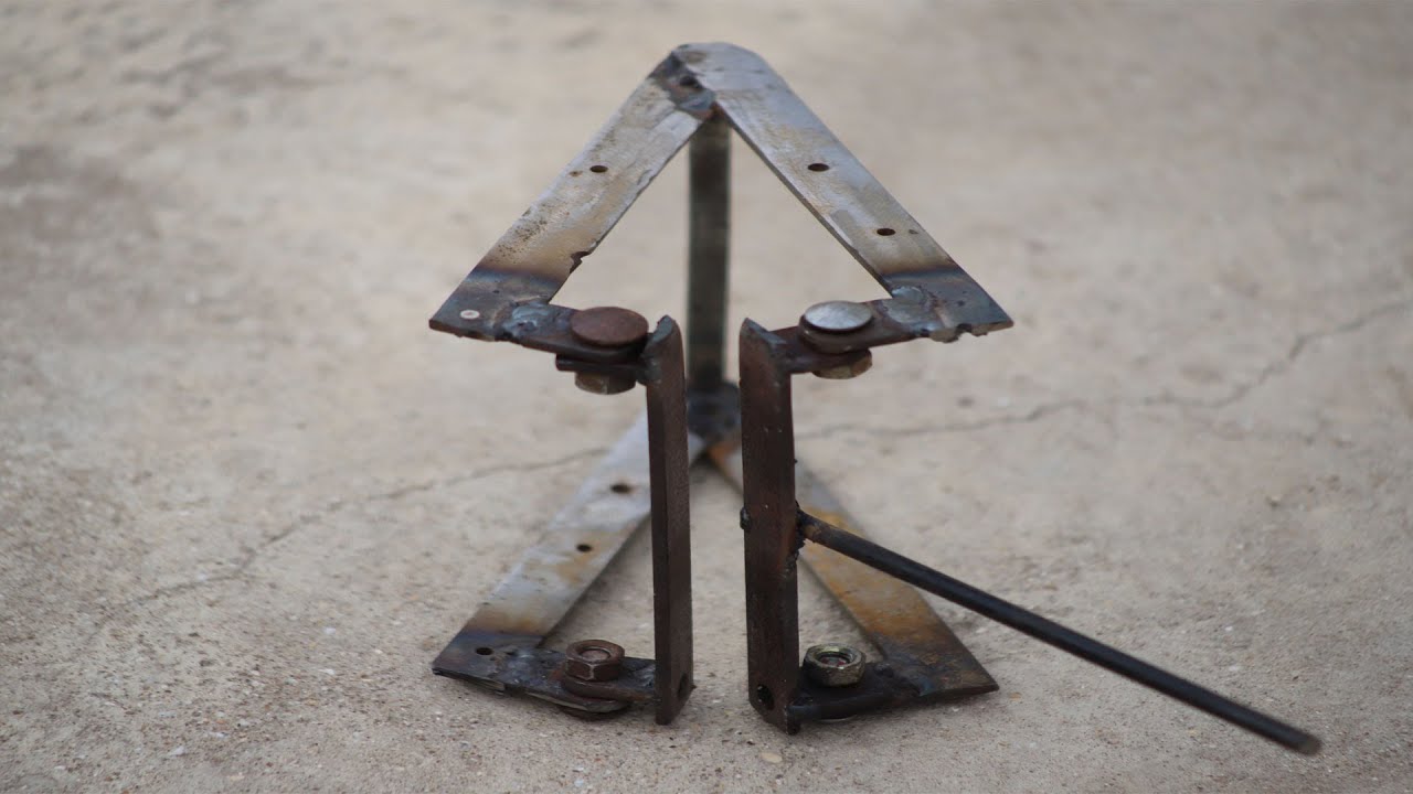 Many people don't know how to make a lifter for moving wood!