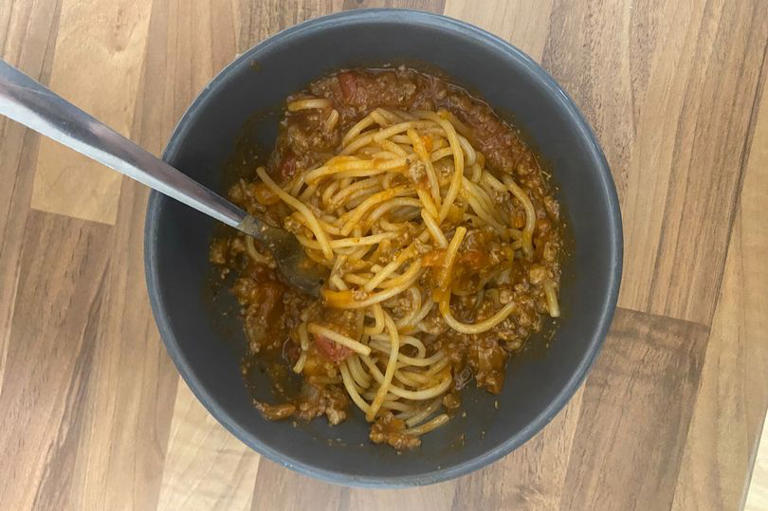 I put Lidl and Aldi's £2.70 ready meals to the test and one surprised me