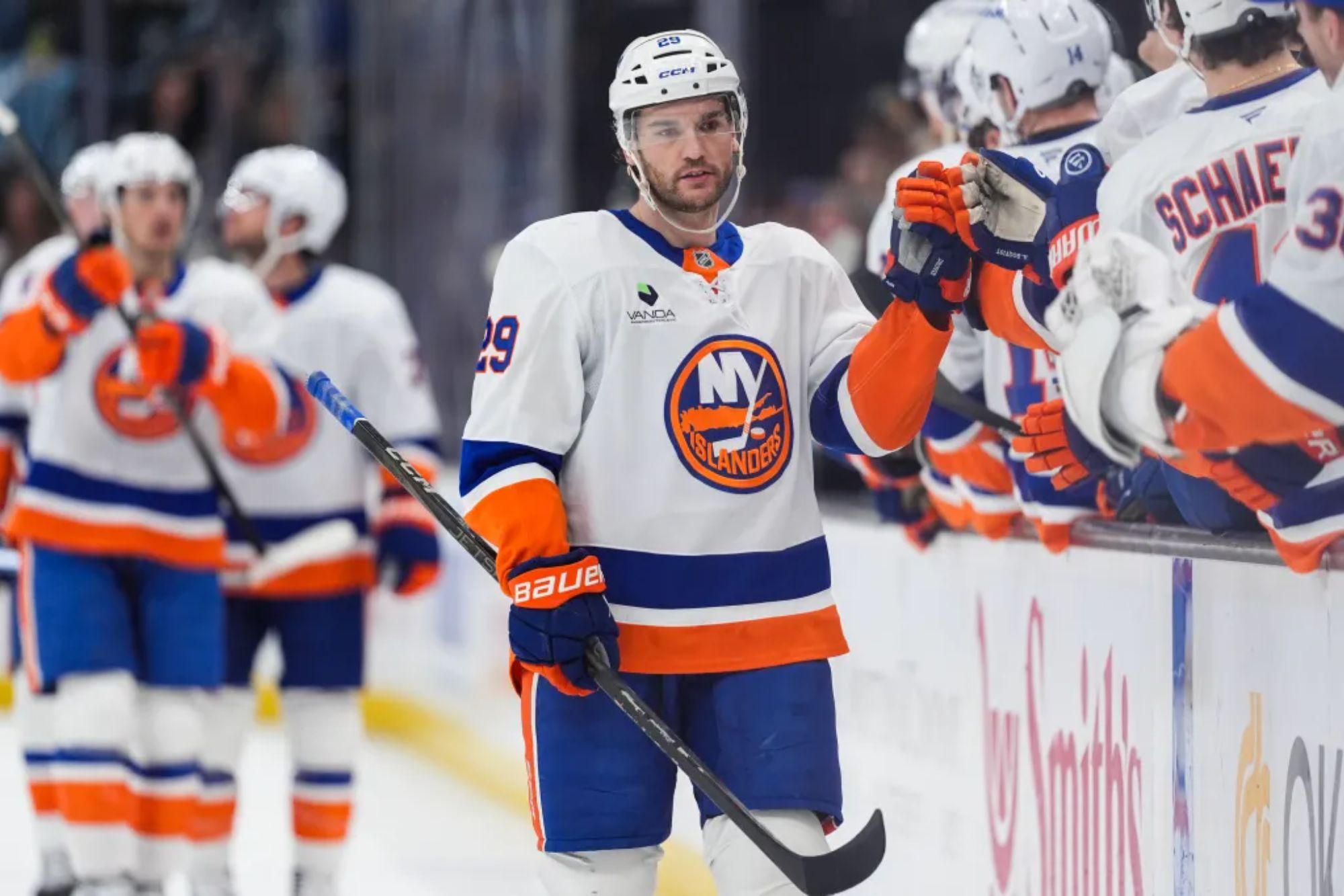 Jonathan Drouin’s strong play continues with clutch goal in Islanders’ win