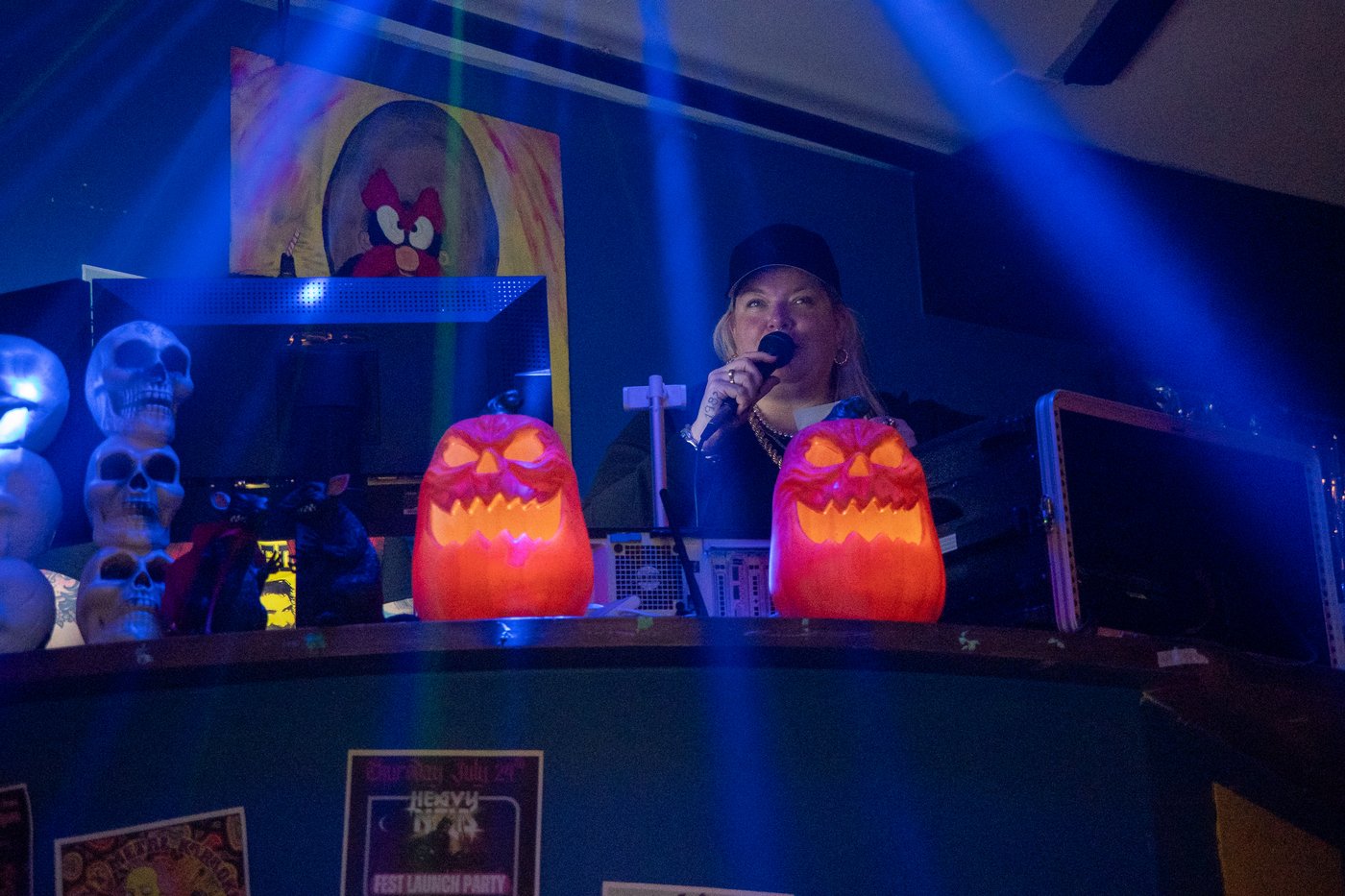 Heavy Metal Karaoke in Newfoundland gives patrons a safe place to scream