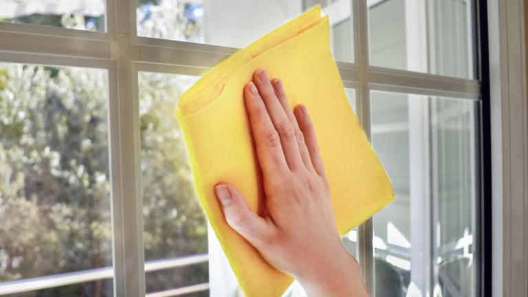 How to remove stickers from glass — 3 methods that work