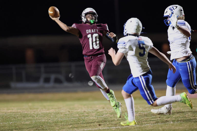 Stuarts Draft and Riverheads win, scores from Nov. 14 football playoffs