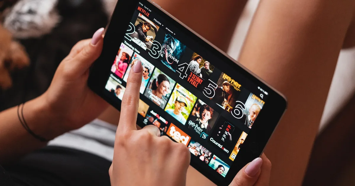 Parks: Streamers defaulting to ad-supported plans on subscription services