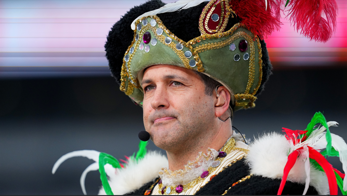 NFL - Adam Schefter komplett tätowiert? Insider sorgt für Lacher