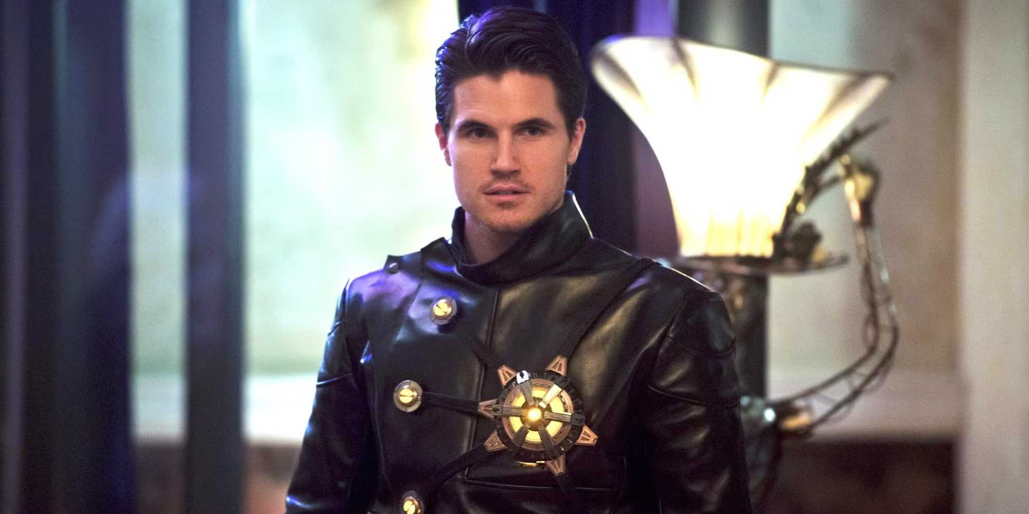 8 DC Characters You Forgot Appeared In The Arrowverse