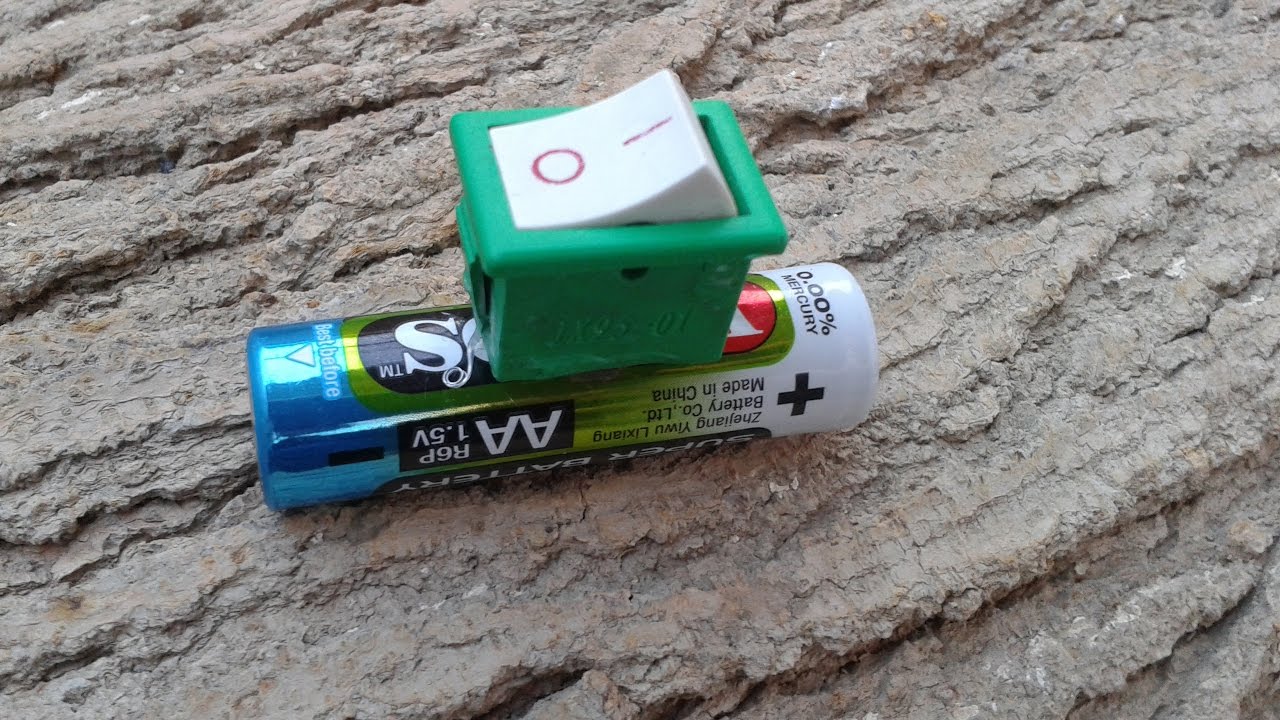 6 genius DIY life hacks using everyday household items!