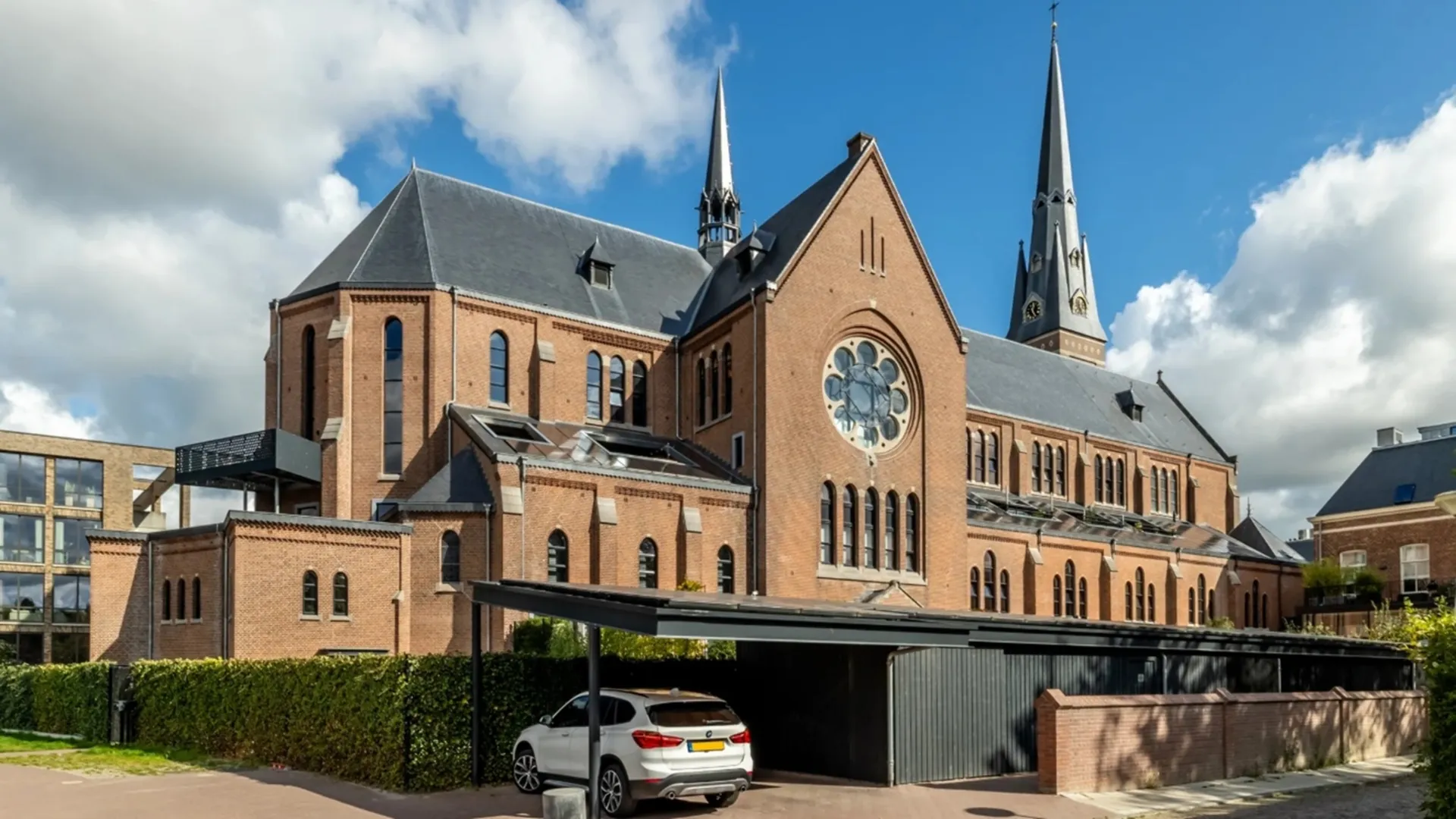 Wonen in stijl: woonkerk in Breda is een absolute droom op Funda