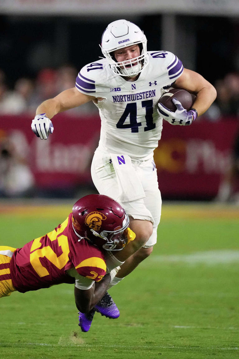 How to watch Michigan vs. Northwestern football on TV, live stream plus ...