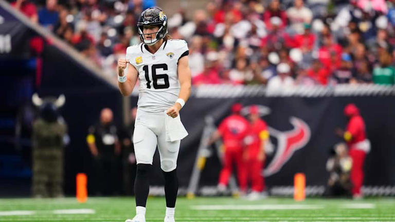 Jaguars' Trevor Lawrence has golden chance to let it rip in Chargers ...