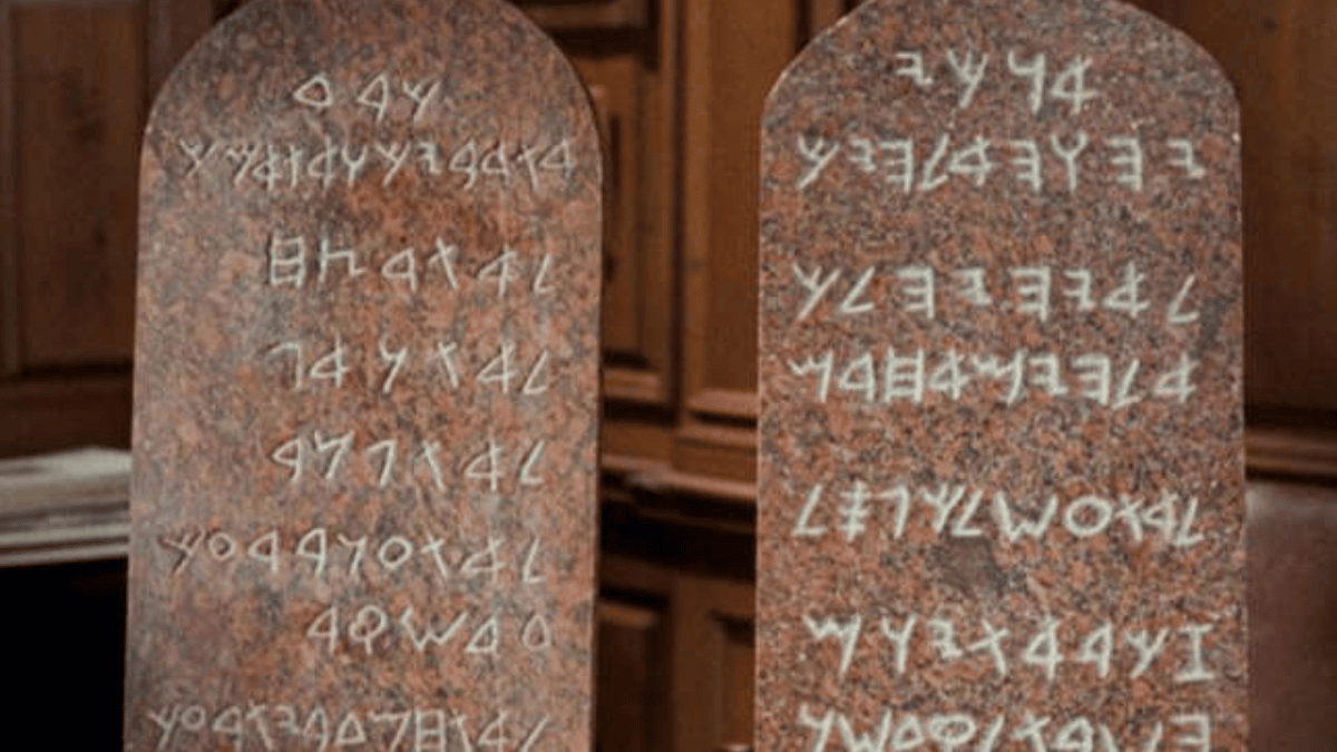 The Lost Relics: 8 Incredible Biblical Items History Has Never Found