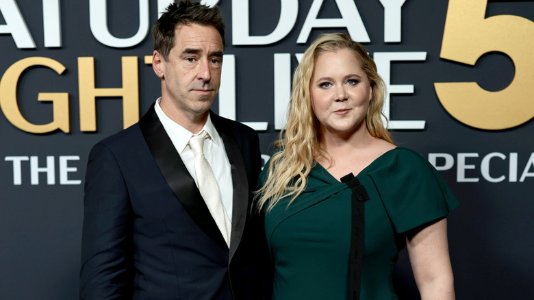 Signs Amy Schumer And Husband Chris Are Headed For Divorce