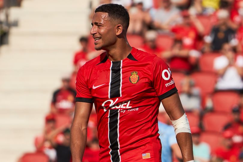 Six players Leeds United could sell before PSR deadline amid Jorgen ...