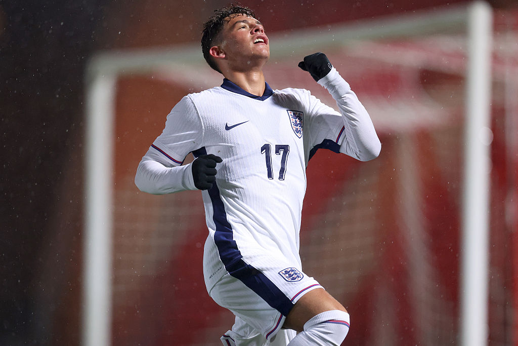 England boss speaks out on Man Utd wonderkid Lacey