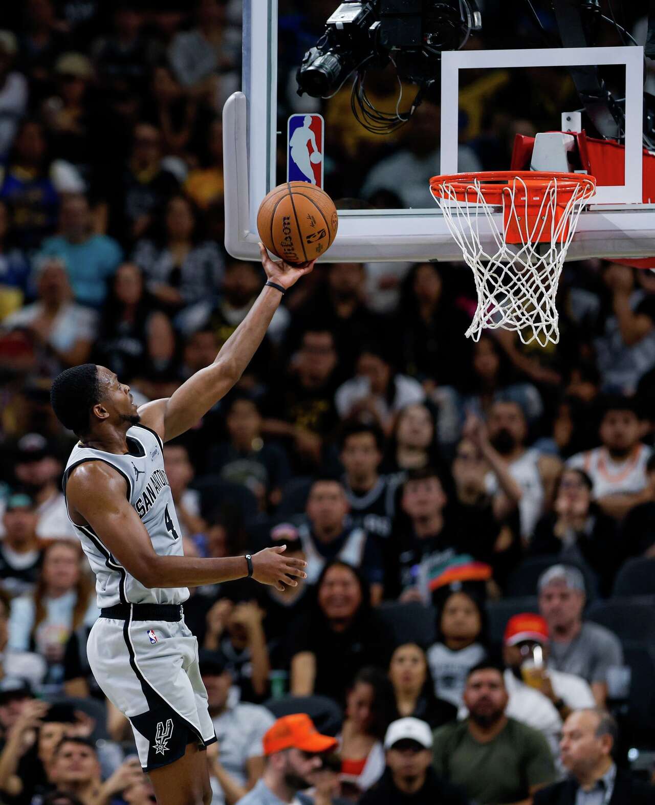 3 Takeaways as the Spurs fall short against Curry, Warriors