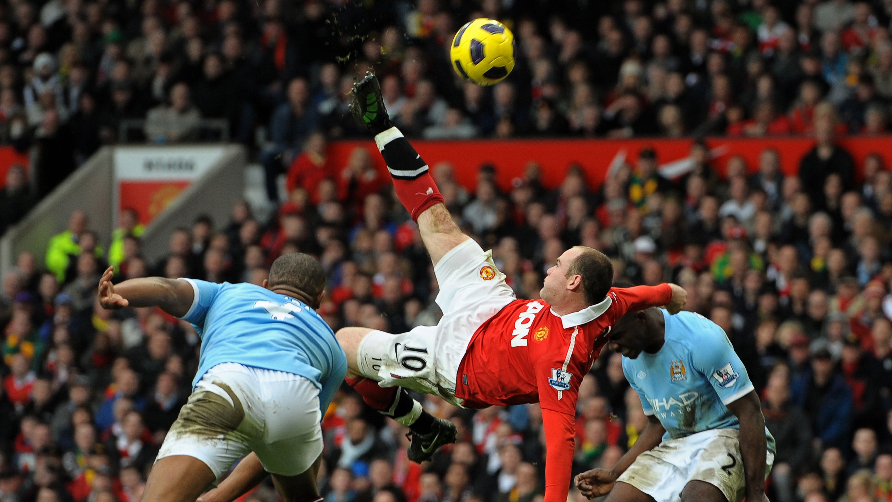 VIDEO: Wazza's still got it! Wayne Rooney scores brilliant overhead ...
