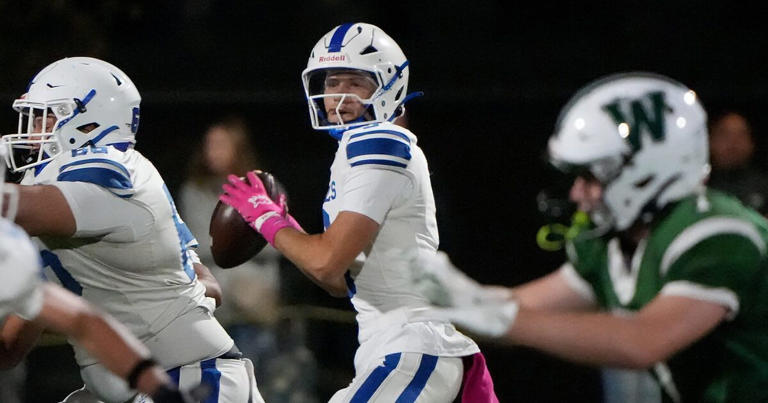 Coastal Carolina commit Osiris Lopez totals nearly 500 yards, 5 TDs