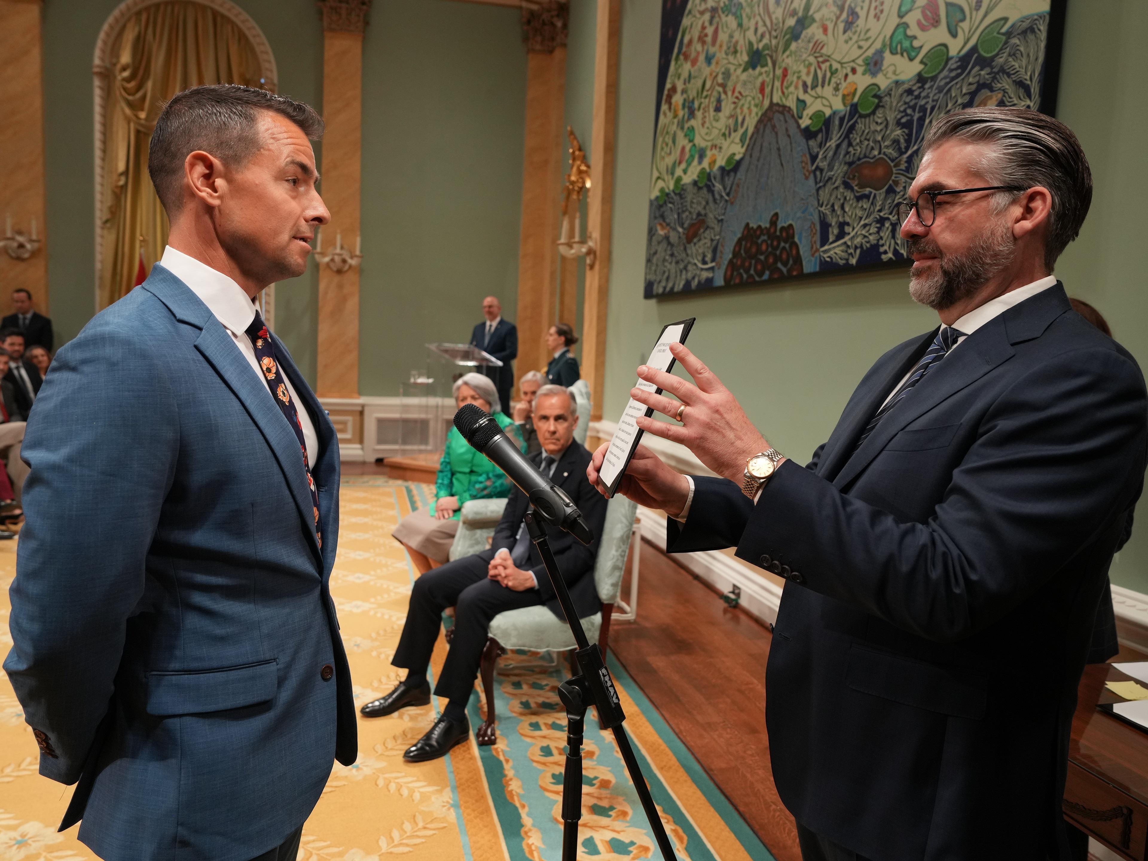 Adam van Koeverden au Sport : une bonne nouvelle qui en cache une moins ...