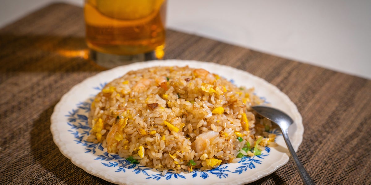 I Just Learned How To Make Egg Fried Rice At Home And It's Incredibly ...