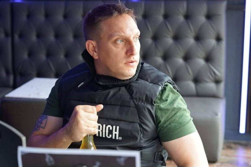 Ex-crim had saucy affair with female screw - but he's not sorry and 'it ...