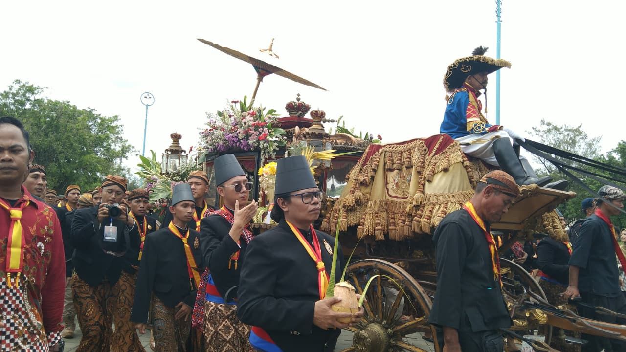 Mengenal Tradisi Jumenengan, Upacara Kenaikan Tahta Gusti Purbaya Jadi ...