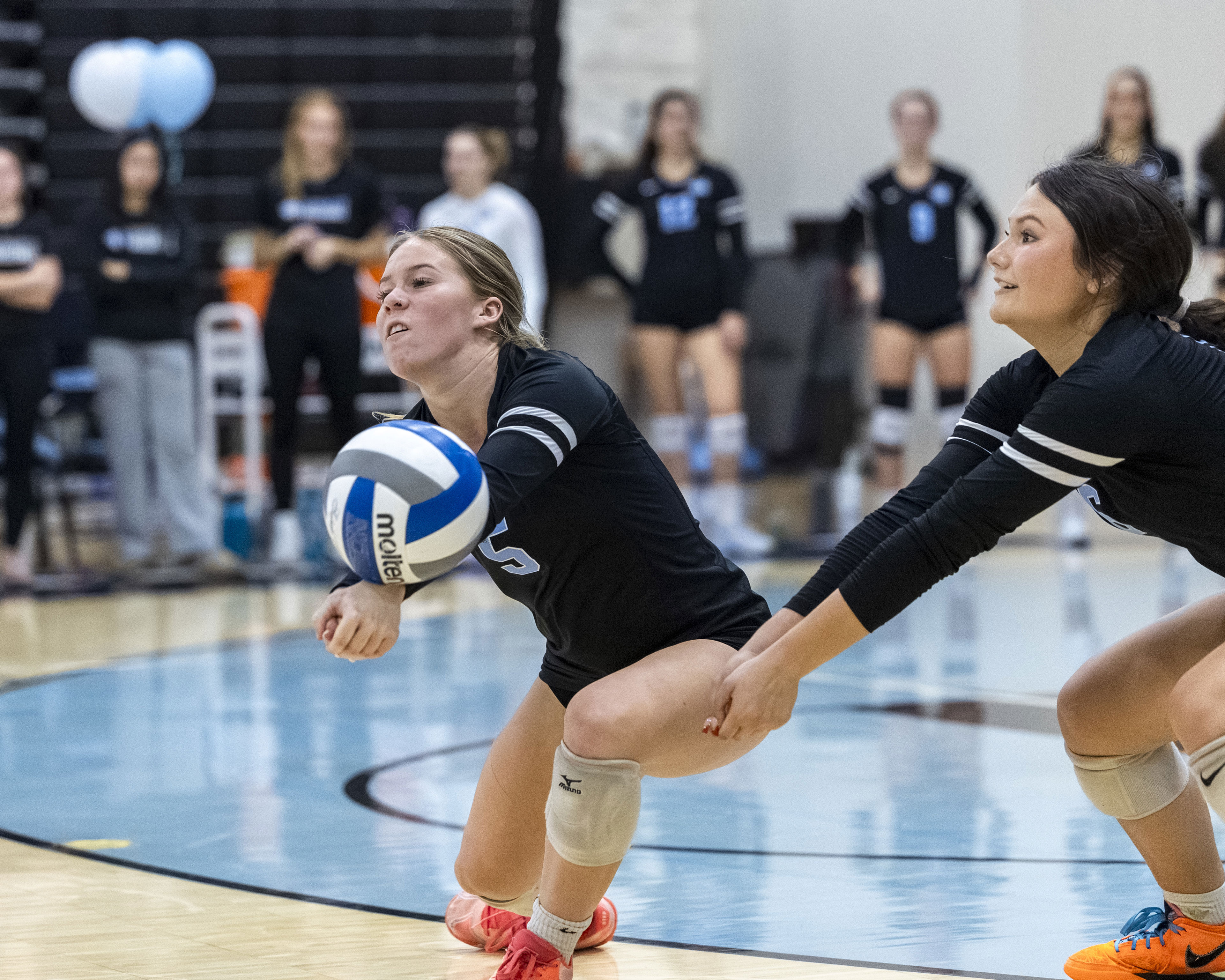 Cabrillo women’s volleyball ties for second in conference, awaits ...