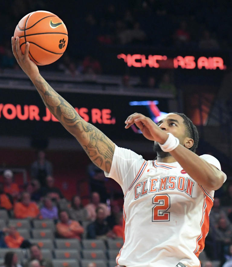 Clemson basketball mounts second-half comeback to beat West Virginia