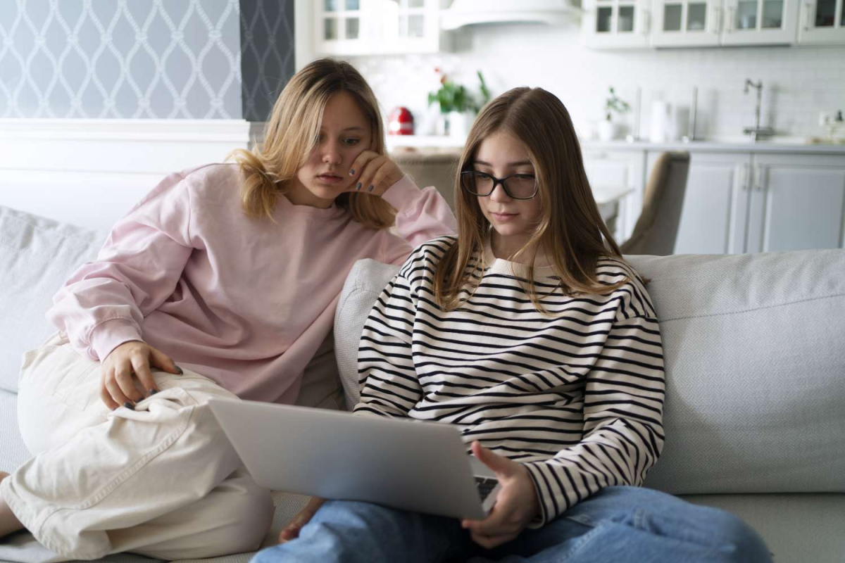 5 Tanda Tubuhmu Sebenarnya Minta Istirahat, Bukan Kopi Tambahan