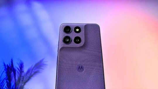 Motorola G67 Power Review: Gets Work Done Under Rs 20,000
