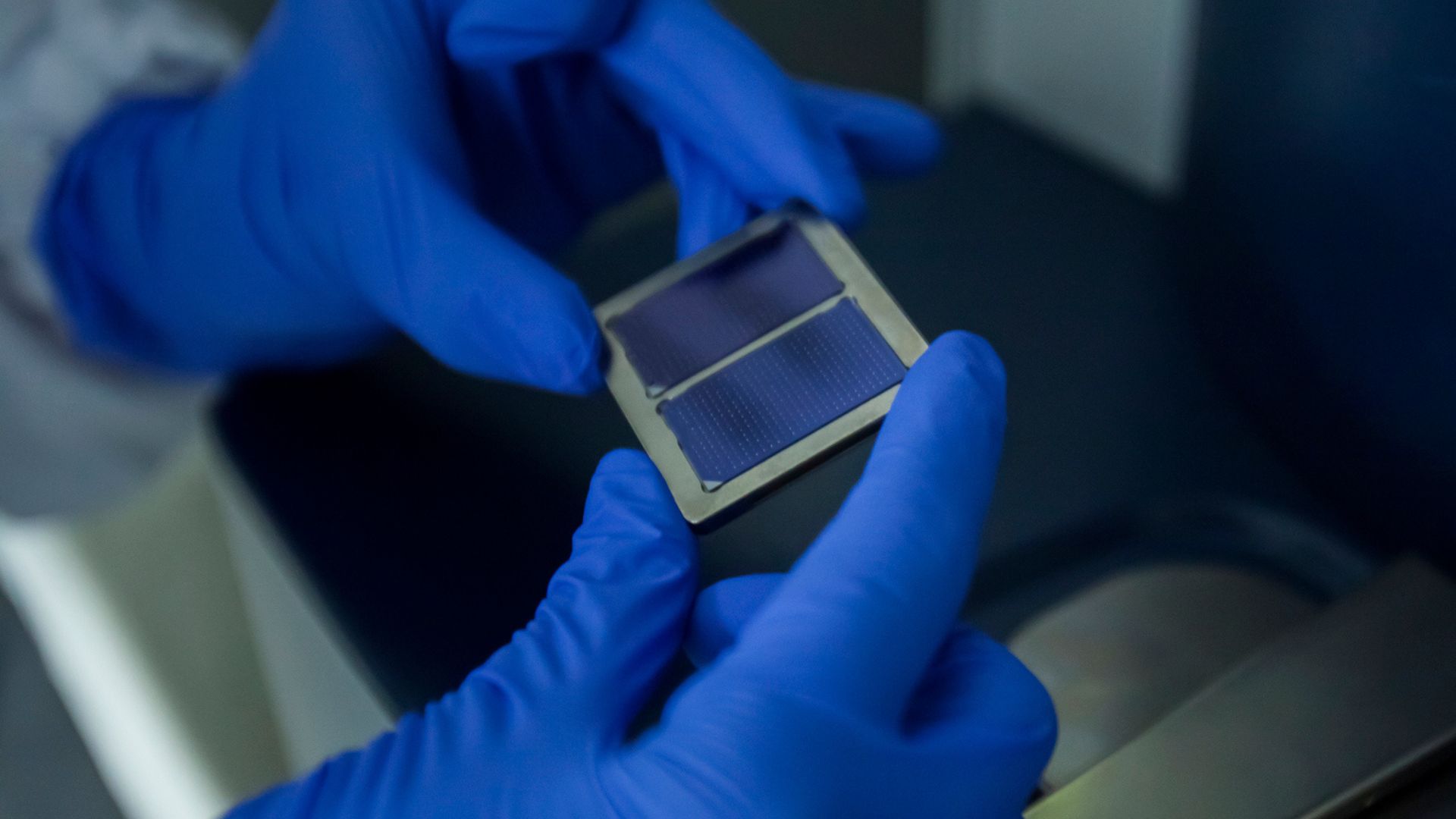 China’s next-gen solar cell hits 27.2% efficiency, endures 1,000 hours ...