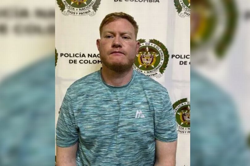 Moment armed Colombian police raid house and arrest Liverpool man