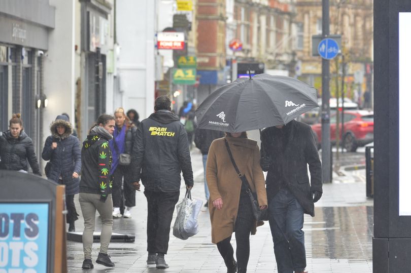 Leicestershire issued new 13-hour weather warning by Met Office as ...