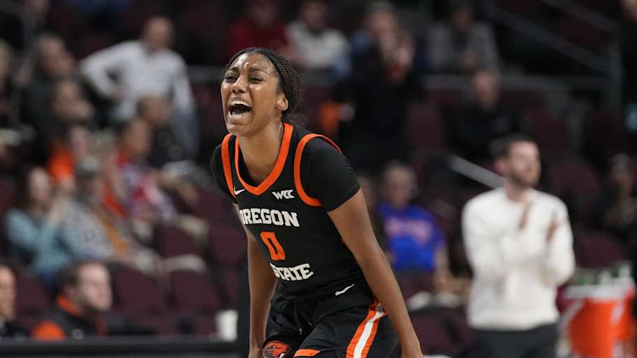 Big Night From Tiara Bolden Lifts Beavers Over Illinois in 64-59 Win