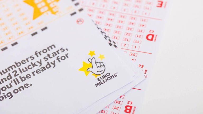 Cork EuroMillions player wins nearly €300,000 with lucky Quick Pick