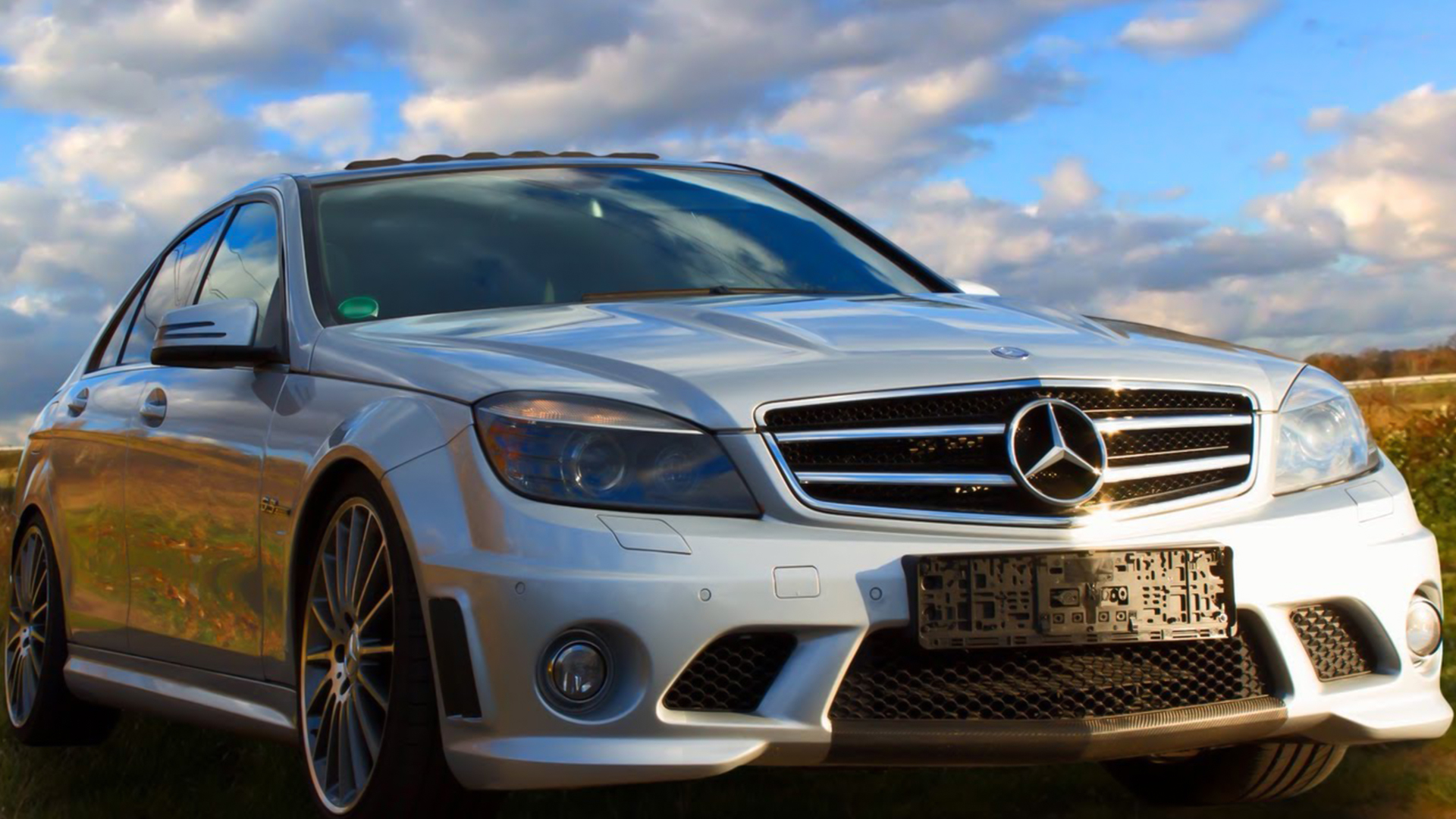 Mercedes C63 AMG W204 – V8 Detail Presentation