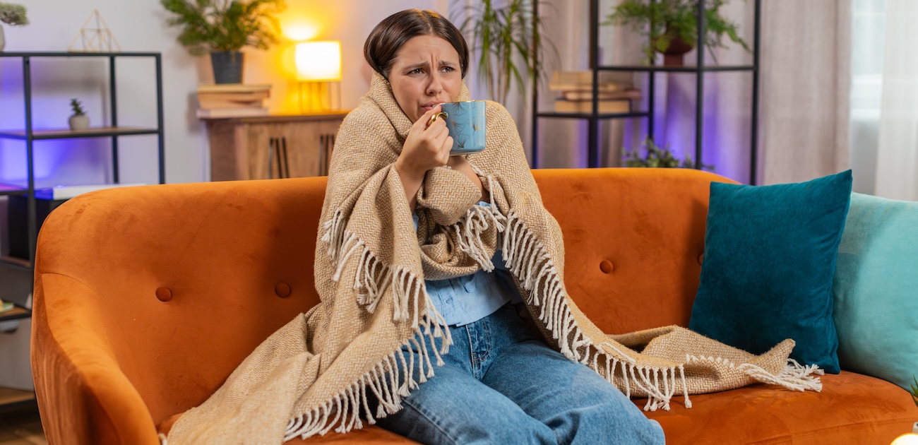 Malgré un chauffage à 22°C, elle grelotte chez elle : cette erreur ...