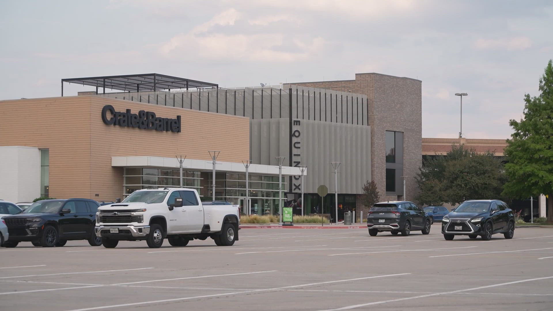 Shops at Willow Bend changes: Tenants react to rumor Dallas Stars could ...