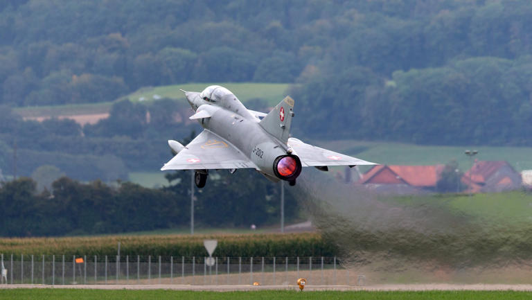 How the Mirage III Fighter Jet Revolutionized French Aviation