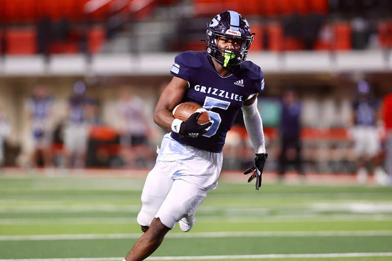 Failed 2-point attempt costs Grizz in semifinal matchup with Bishop Kelly