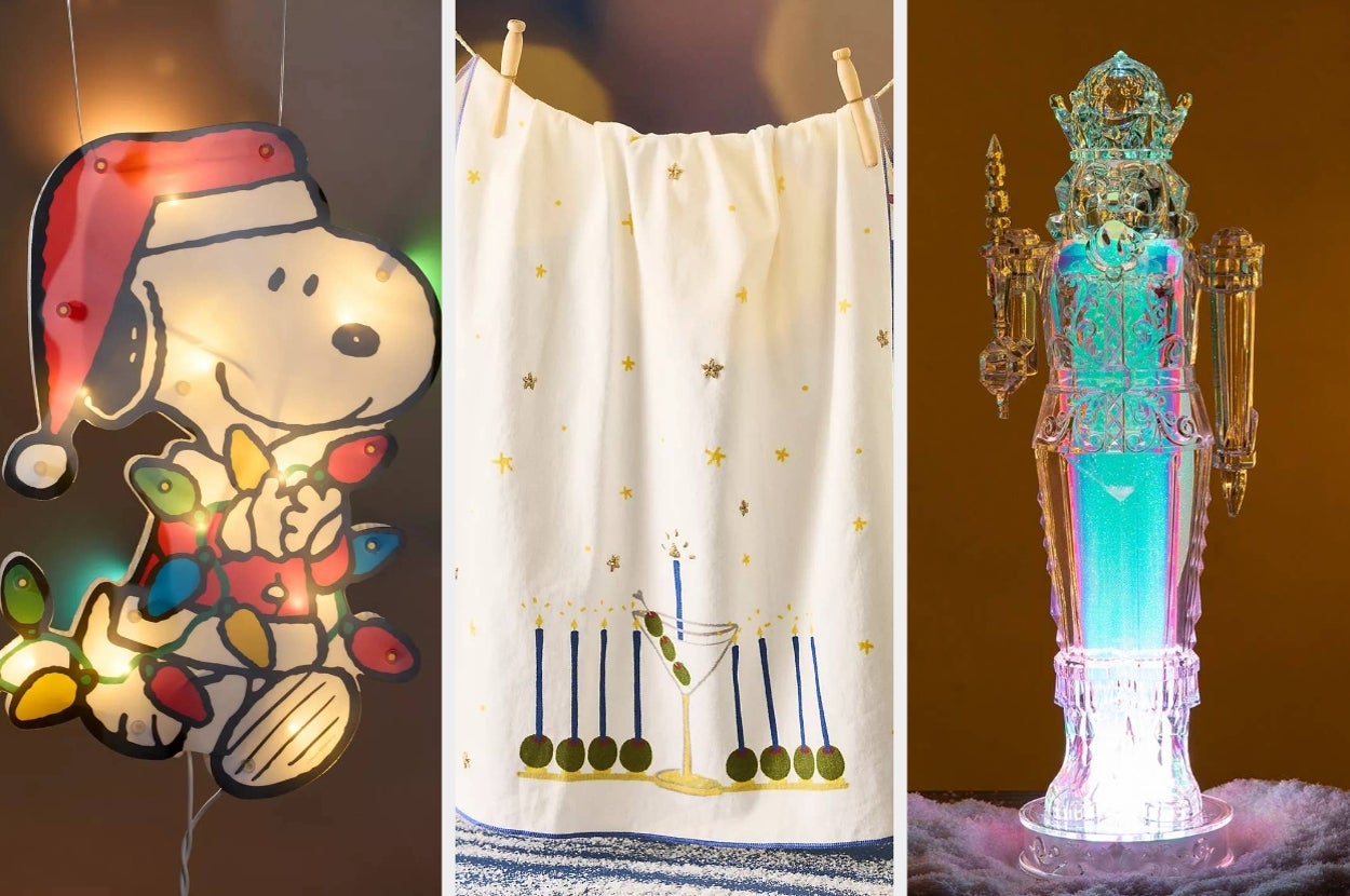 All The Holiday Decorations In This Post Will Easily Fit In A Hall ...