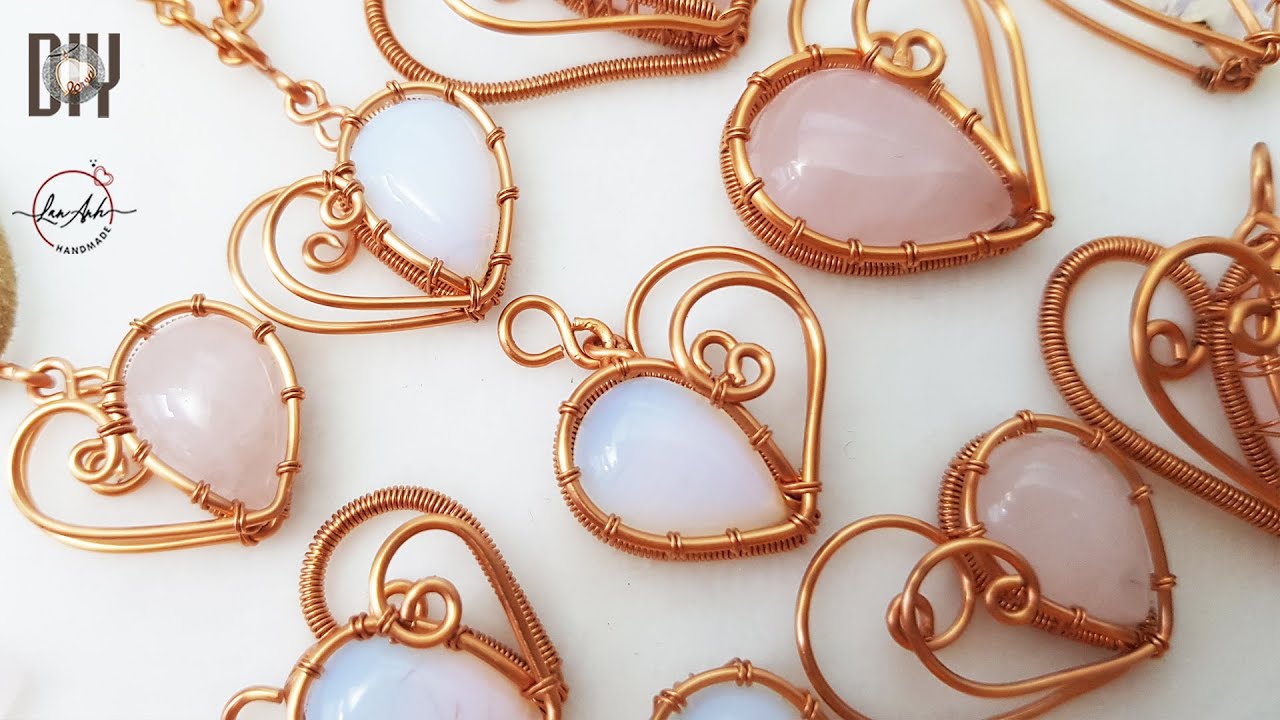 Heart pendant from copper wire and drop cabochon - wrap stone no holes 556