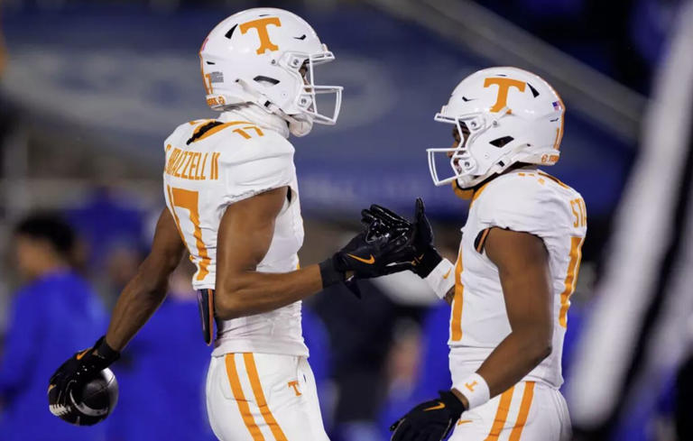 LIVE THREAD: #21 Tennessee holds 21-3 lead over New Mexico State at end ...