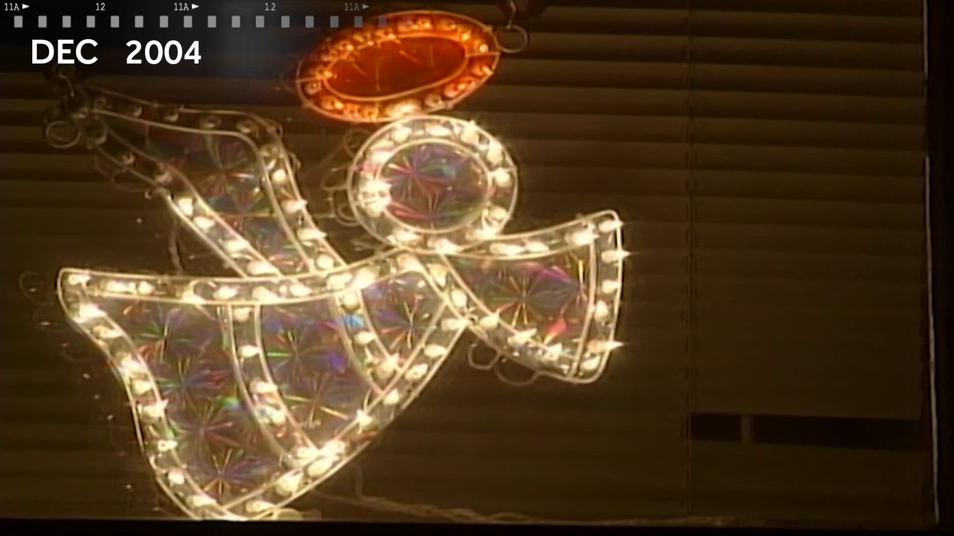 Omaha man decorates home in elaborate Christmas display, even going as ...